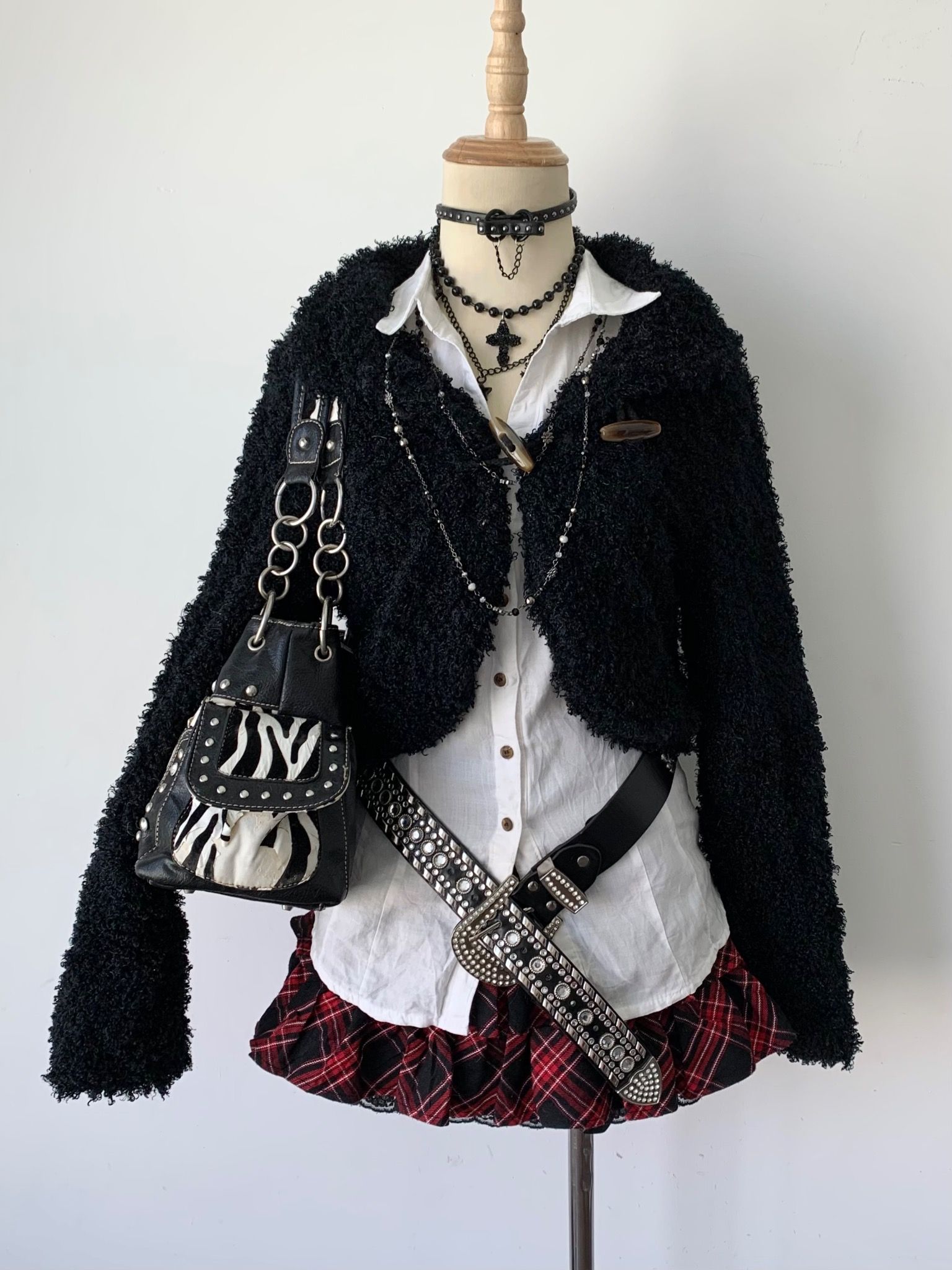 Metal outfit – metal1111