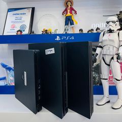 Máy PS4