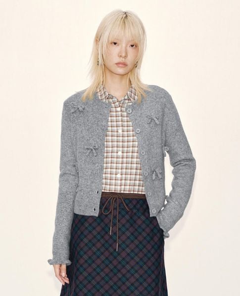 URBAN REVIVO - Áo khoác cardigan nữ cổ tròn tay dài đính nơ - URBAN ...