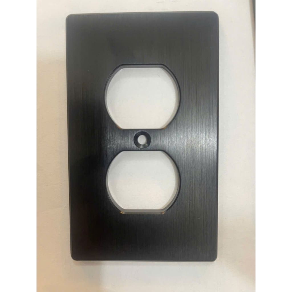 Ổ ĐIỆN BRYANT(CR15-BW) MÀU TRẮNG Hubbell Electrical Products – Phụ Kiện ...