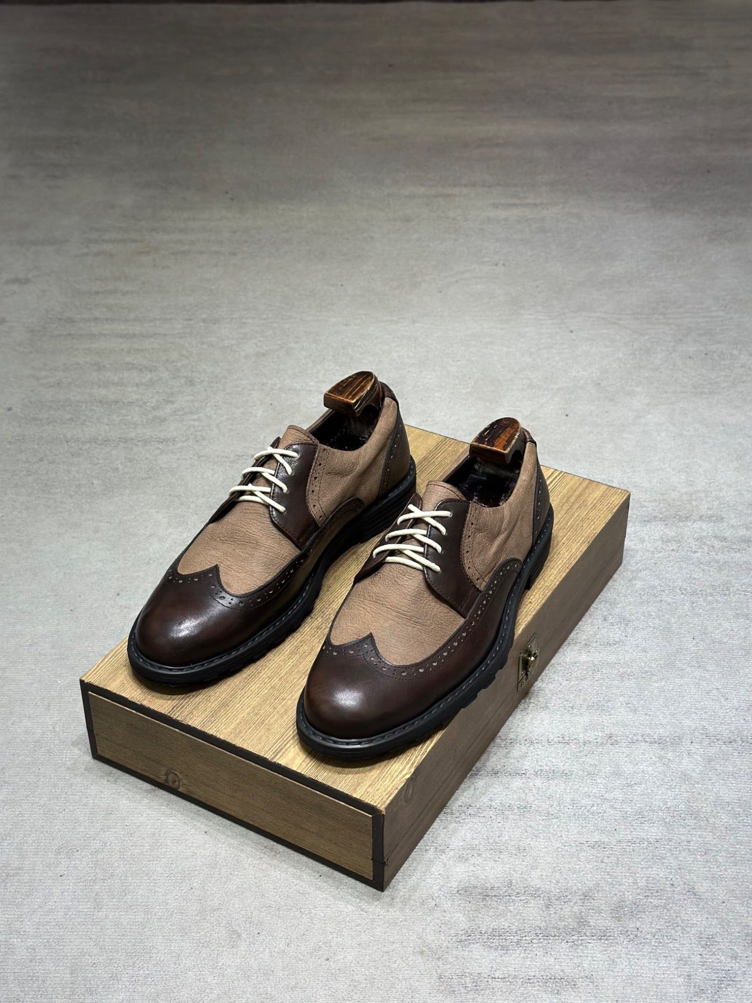 TANDY 40 – L.I DRESS MAN