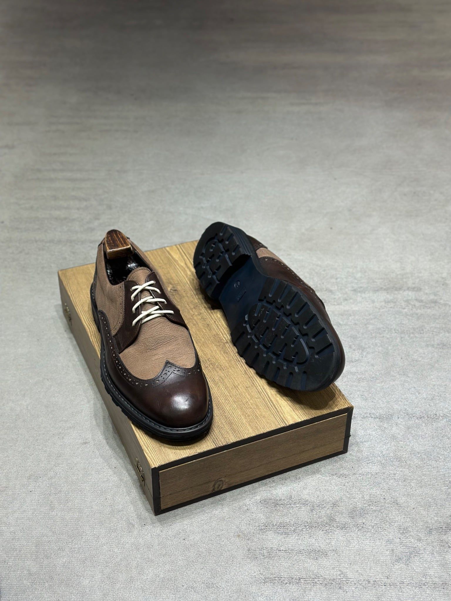 TANDY 40 – L.I DRESS MAN