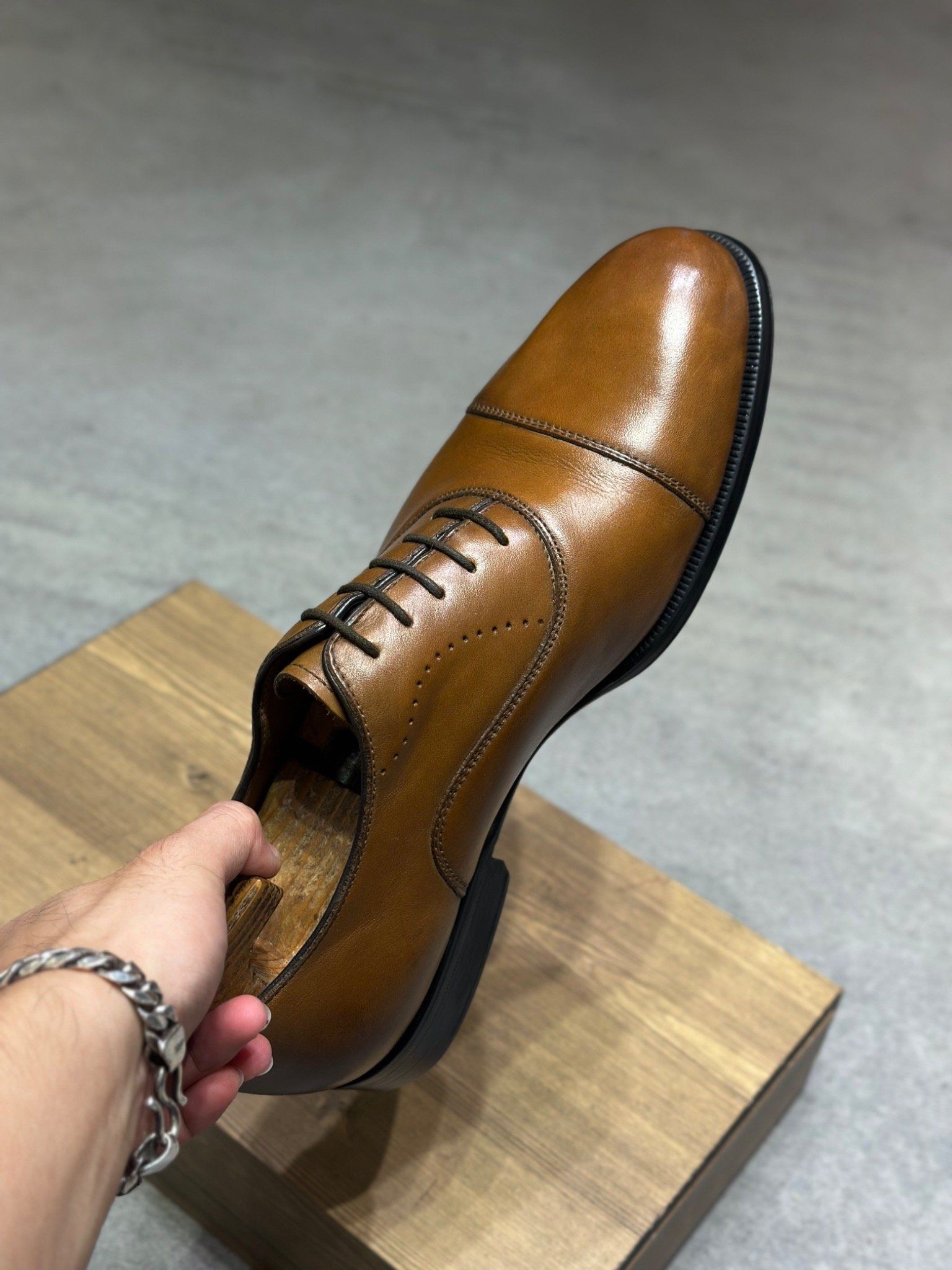 ZARA 42-42,5 – L.I DRESS MAN