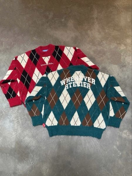 “WHENEVER” PLAID KNIT SWEATER / RED – CÔNG TY CỔ PHẦN WHENEVER ATELIER