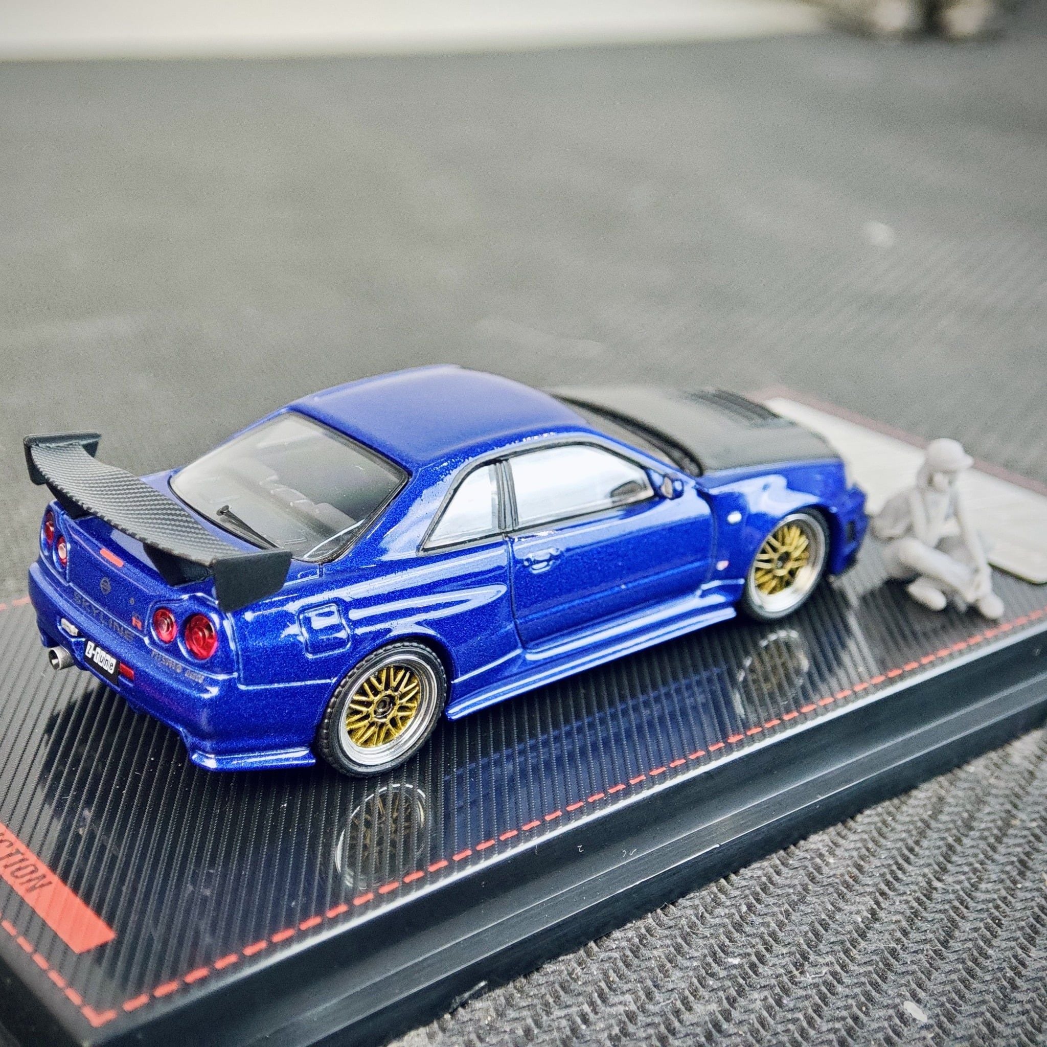 [LOOSE] Nissan GT-R R34 Z-TUNE - Ignition Model (IG) 1:64 – DaboxToys